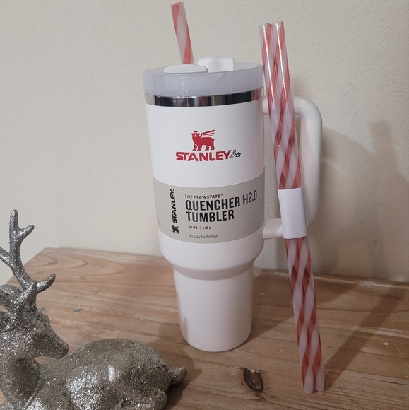 Stanley | Dining | St Gen Stanley 2 Quencher 40oz Mistletoe Twist ...